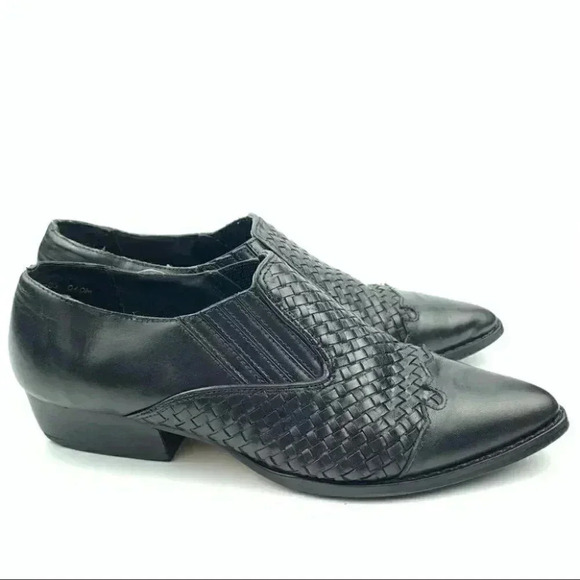 Vintage | Shoes | Vintage Shooties Size 55 Black Leather Woven | Poshmark